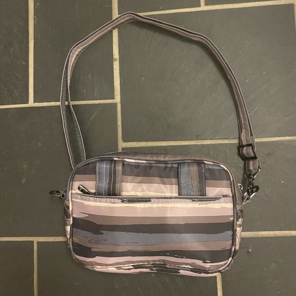 lug | Bags | Small Lug Bag With Many Compartments With Adjustable ...